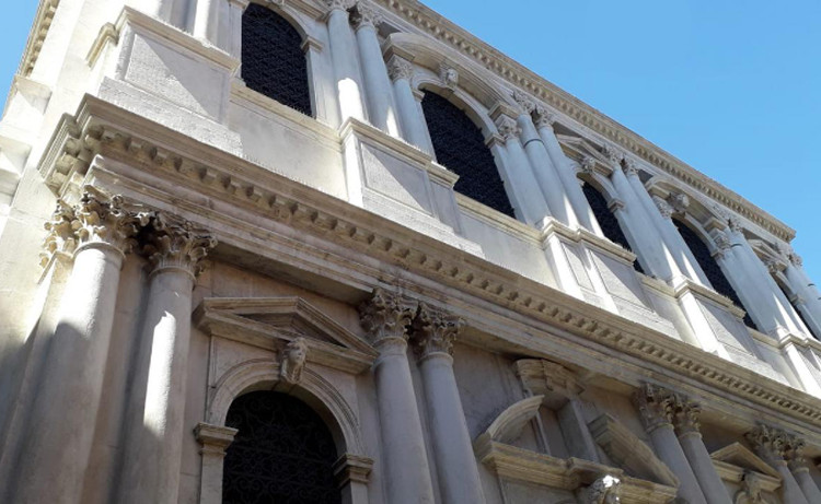 Scuola Grande dei Carmini | VeneziaUnica City Pass